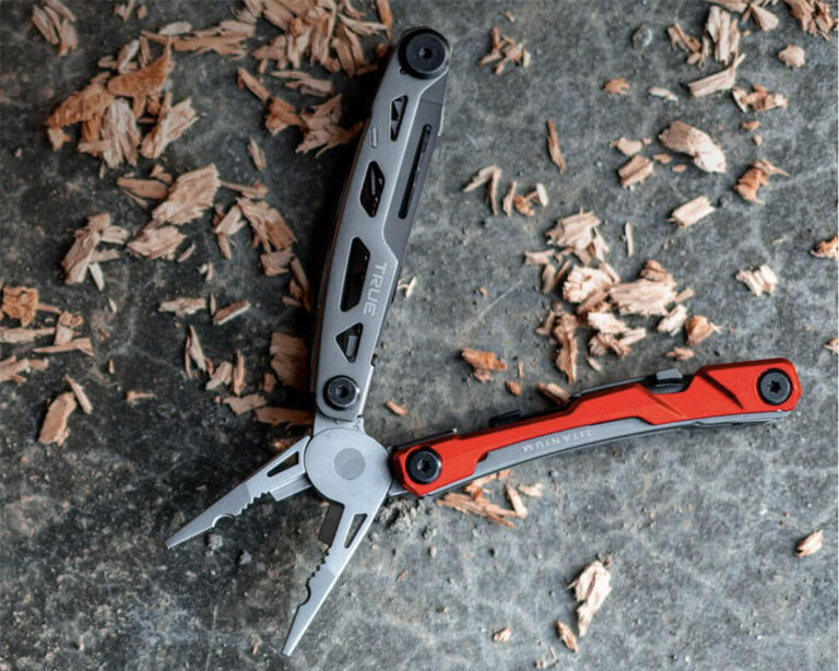 True Utility Titanium Locking Pocket Multi-Tool | WERD