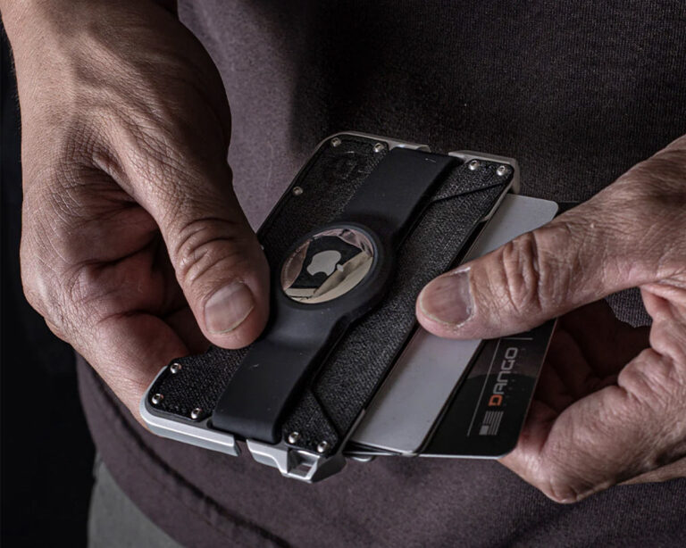 5 Best AirTag Wallets for Men in 2025 | WERD