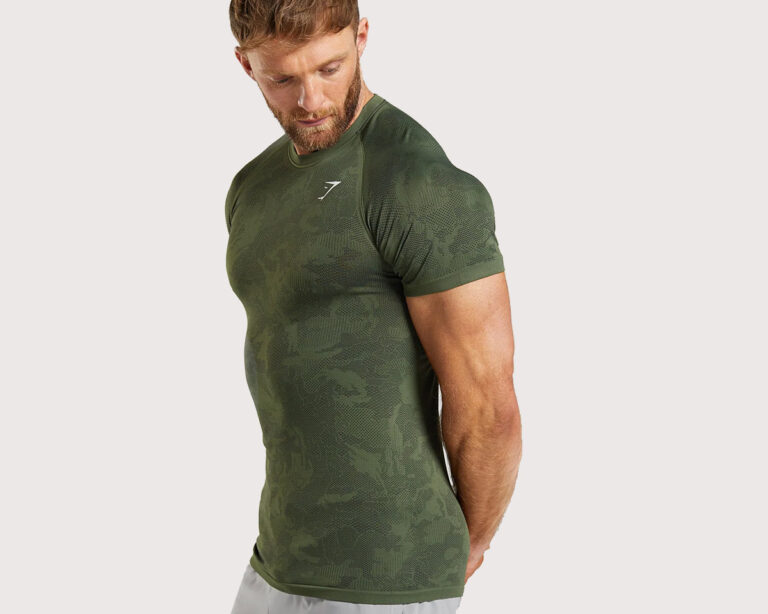 7 Best Compression Shirts for Gym-going Men in 2025 | WERD