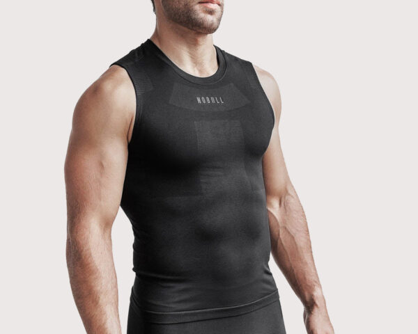 8 Best Compression Shirts for Gym-going Men in 2024 | WERD